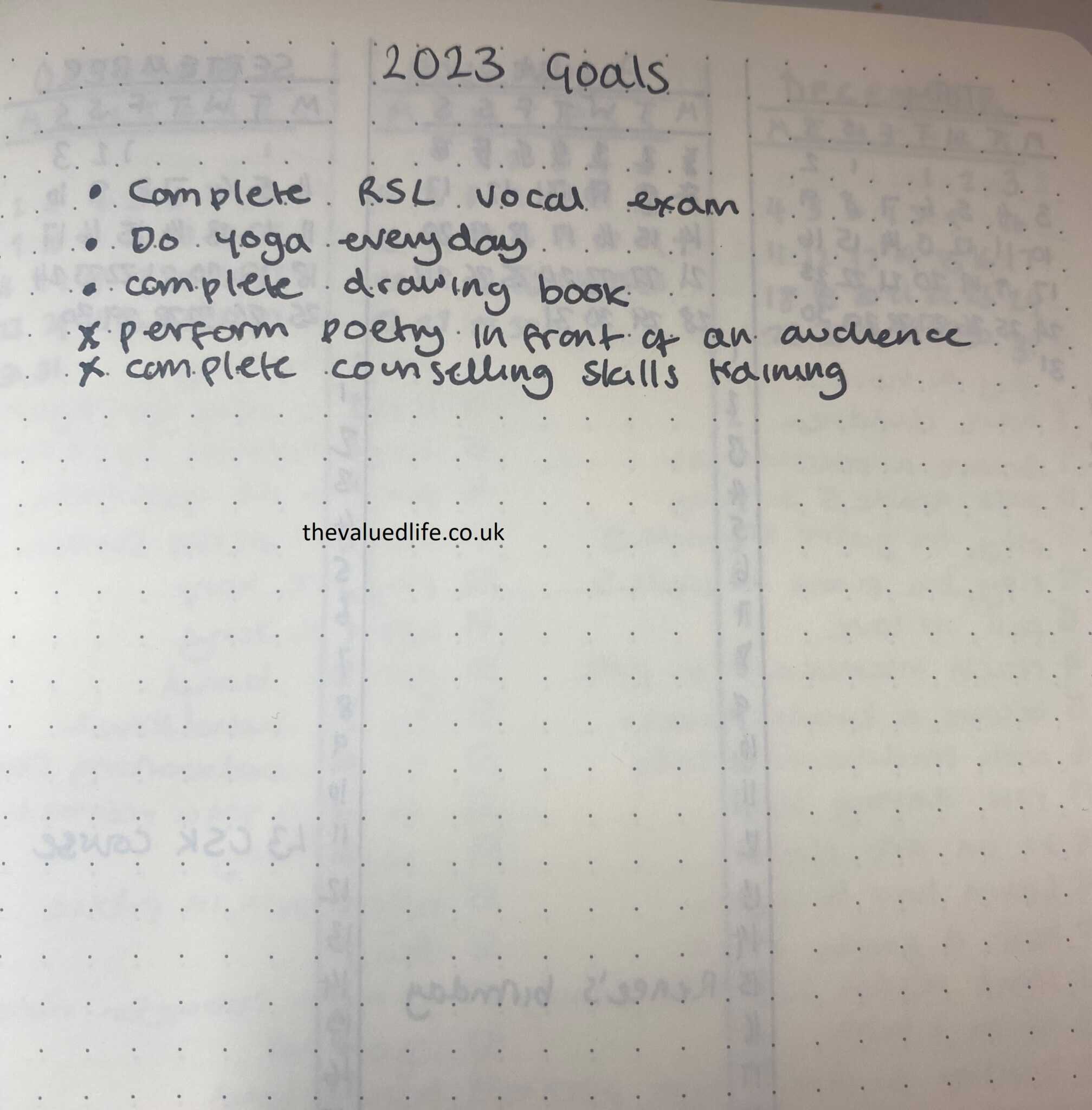 The ultimate minimalist bullet journal for busy people